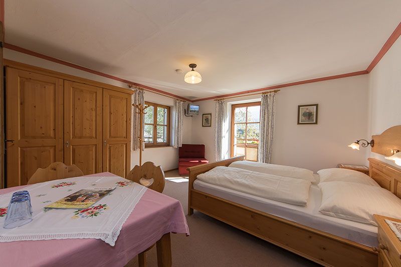 Restaurant "Henasteig'n" in St. Martin bei Lofer - Gut Essen im Saalachtal